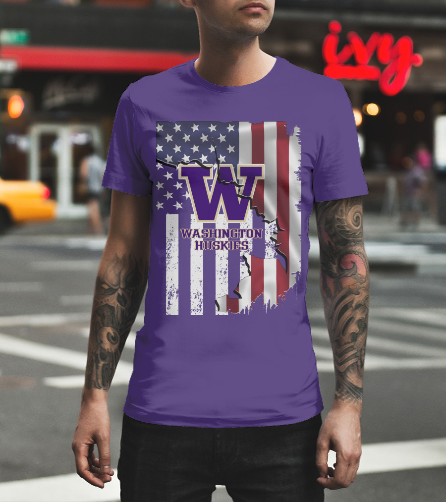 Washington Huskies W Logo American Flag T-Shirt