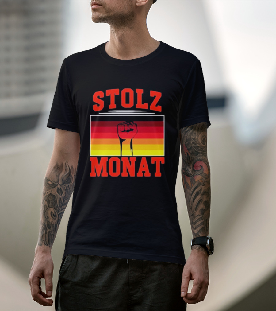 Stolz Monat Fist With German Flag Colors T-Shirt