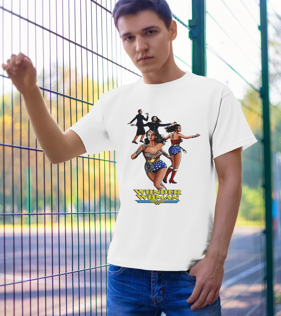 Wonder Woman Classic Logo Comic Character Poses T-Shirt