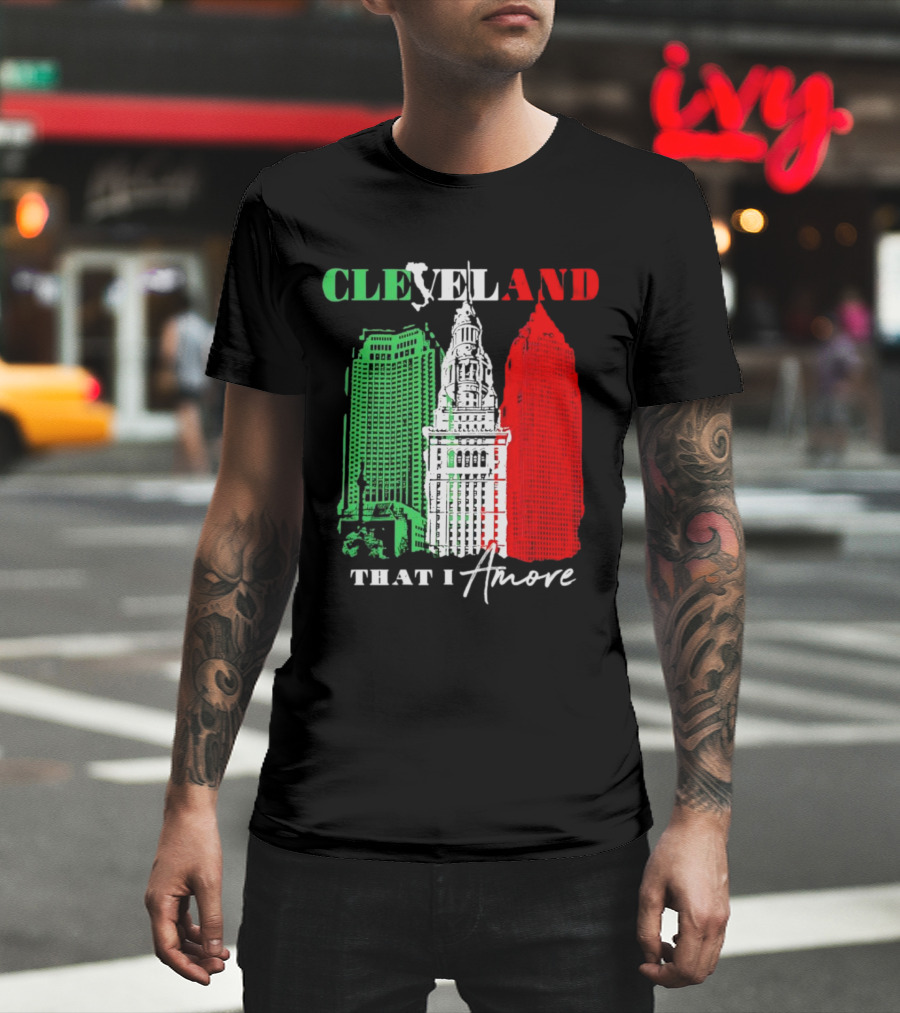 Cleveland That I Amore Italy Flag Skyline T-Shirt