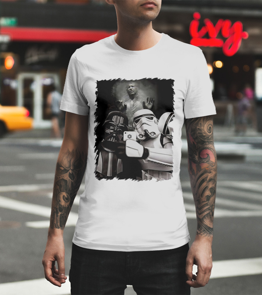 Star Wars Darth Vader And Stormtrooper Taking Selfie With Han Solo Frozen In Carbonite T-Shirt