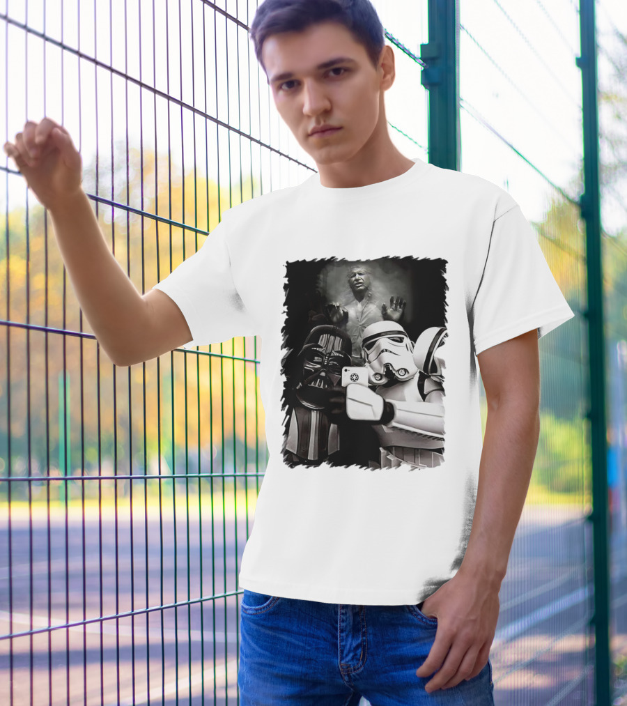 Star Wars Darth Vader And Stormtrooper Taking Selfie With Han Solo Frozen In Carbonite T-Shirt