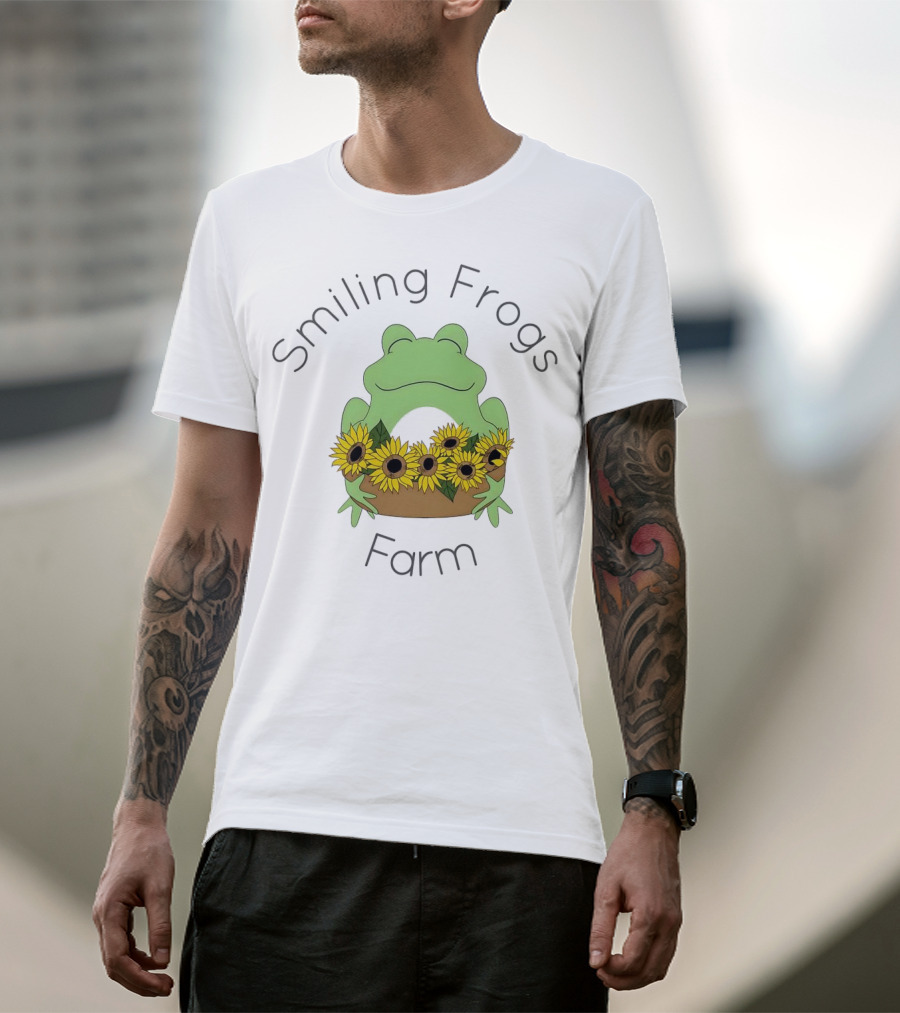 Smiling Frogs Farm Sunflowers Frogs T-Shirt