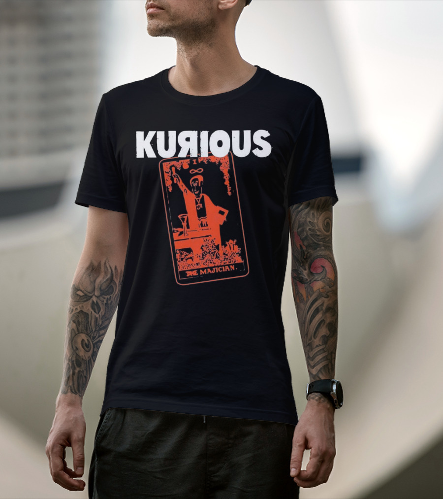 Kurious Gasdrawls The Majician Tarot Card T-Shirt