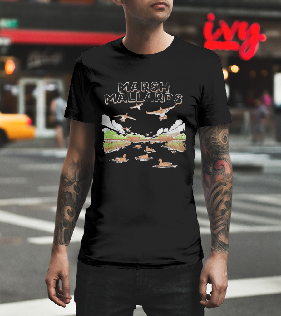MARSH MALLARDS HUNTING DUCK SCENE JUMBO ANIMALS T-Shirt