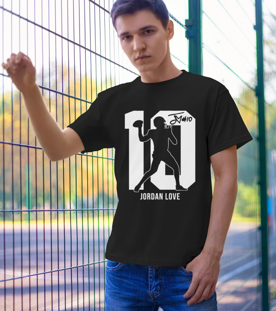 Jordan Love Green Bay Packers Number 10 Silhouette Signature T-Shirt