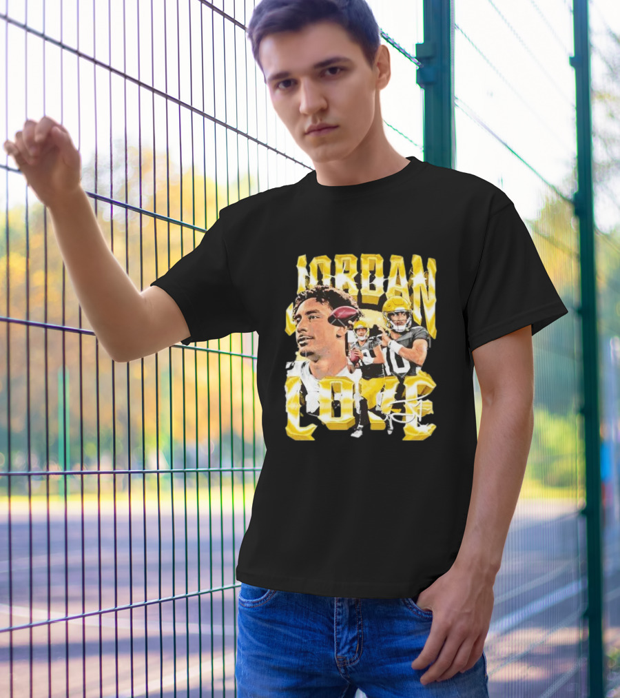 Jordan Love Green Bay Packers Vintage Signature Image T-Shirt