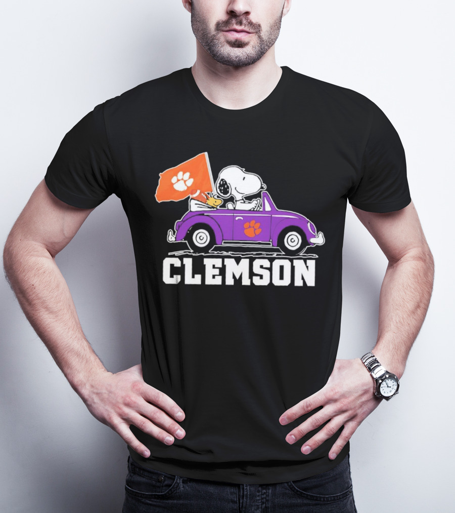 Snoopy And Woodstock In Purple Car With Clemson Flag T-Shirt