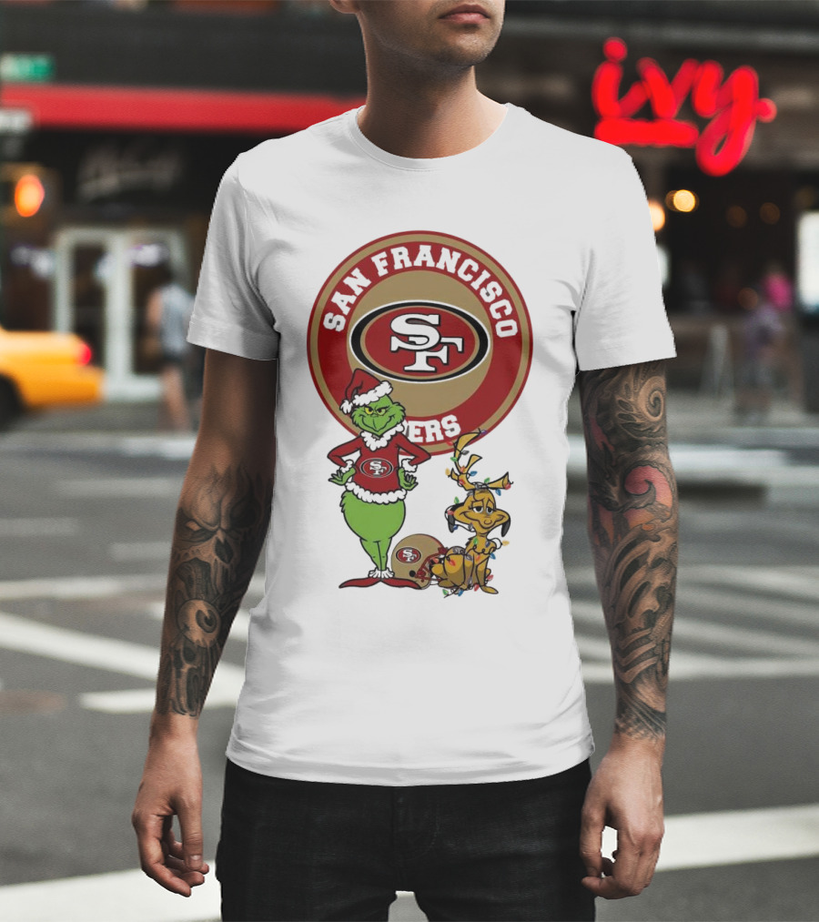 San Francisco 49ers Grinch And Max Merry Christmas T-Shirt