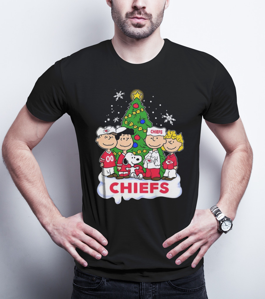 Kansas City Chiefs Snoopy Peanuts Christmas Chiefs Holiday T-Shirt