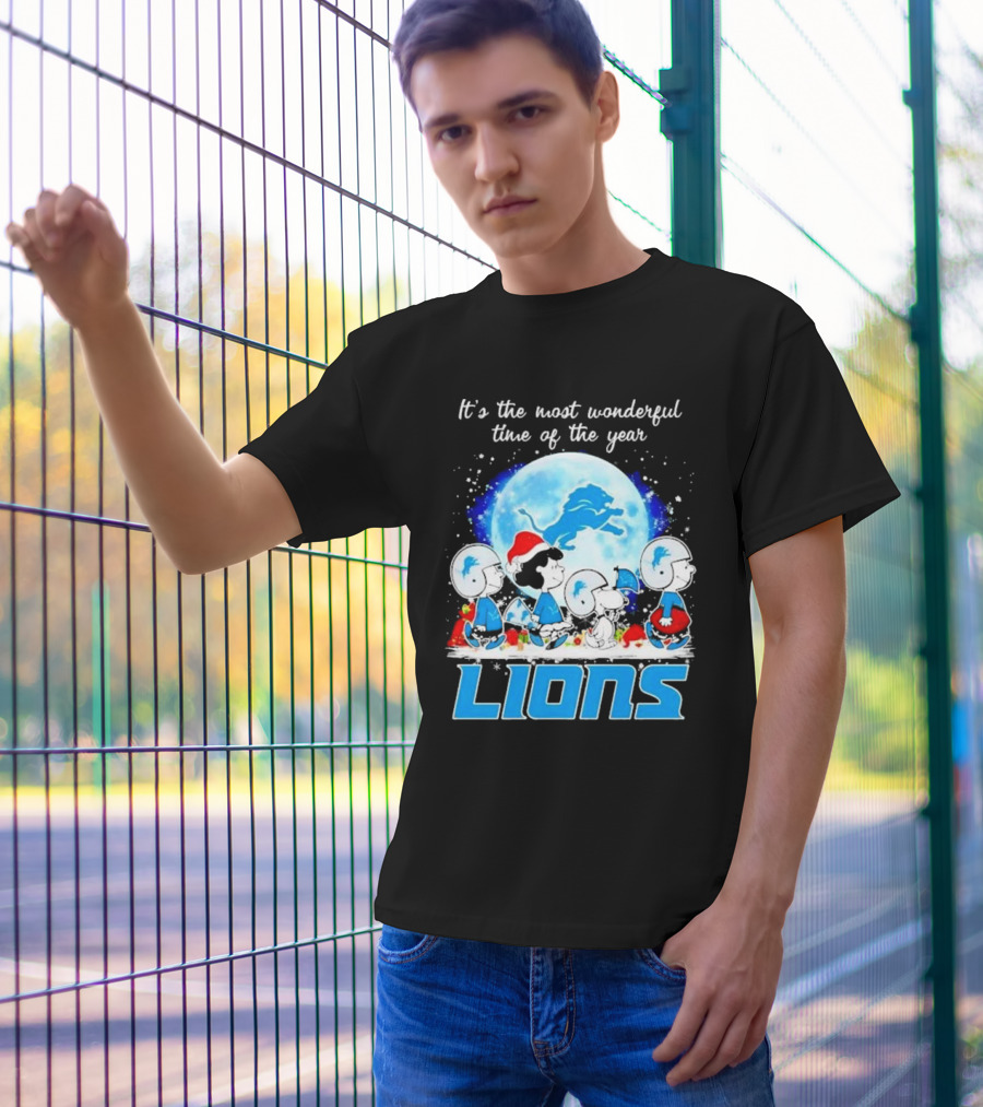 Peanuts Detroit Lions Christmas It’s The Most Wonderful Time Of The Year T-Shirt