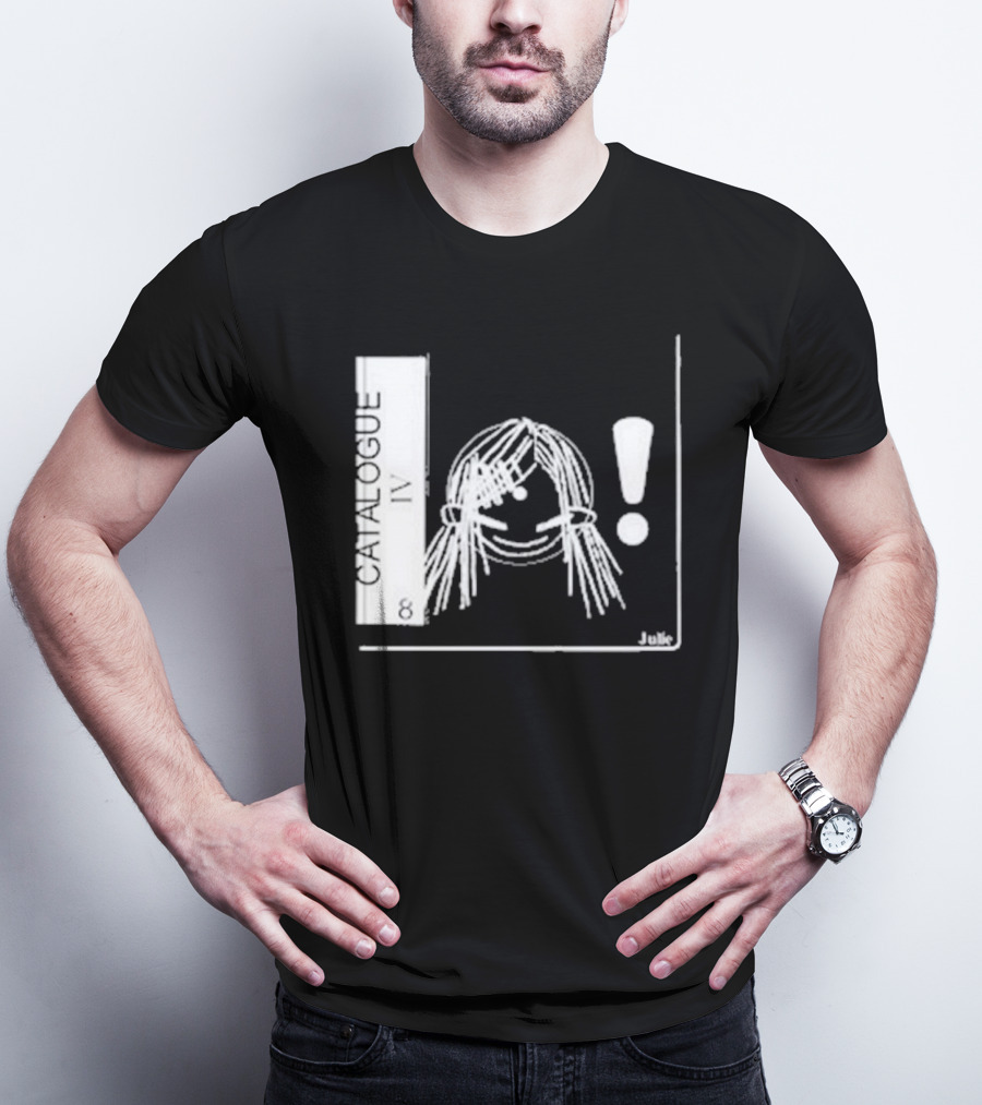 Catalogue IV Julie T-Shirt