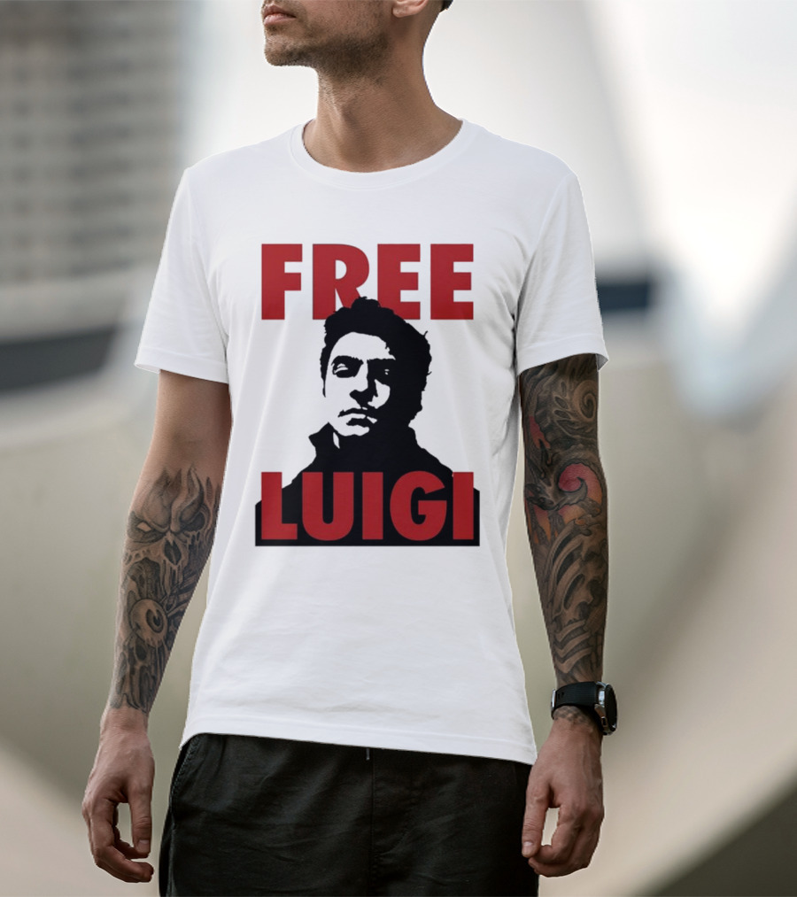 Free Luigi Mangione Bold Statement Iconic T-Shirt