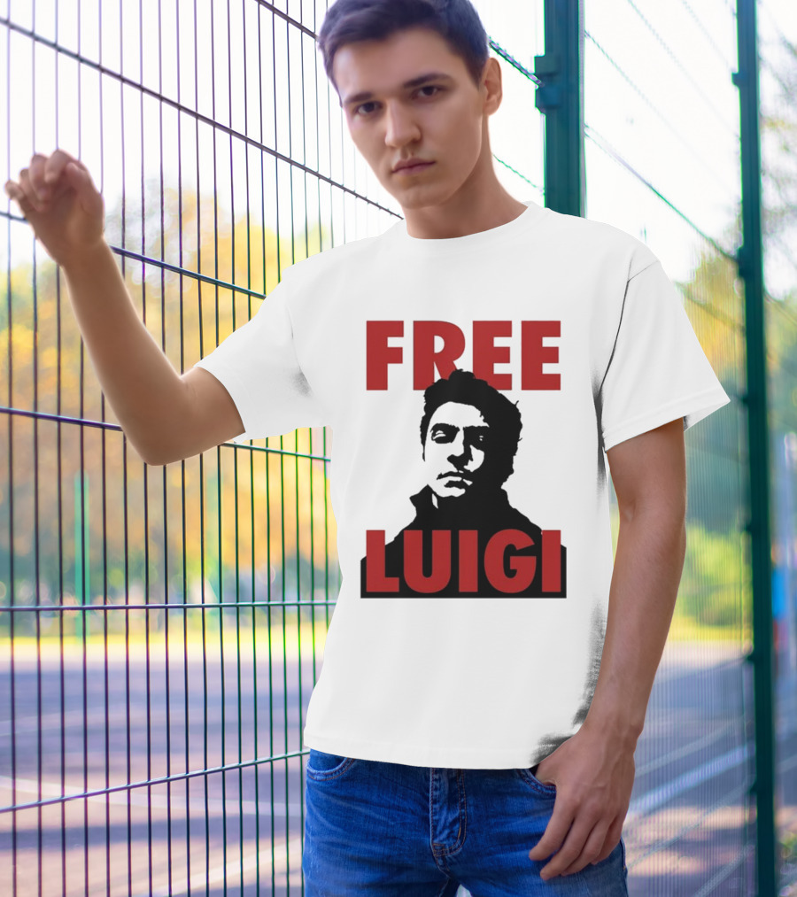 Free Luigi Mangione Bold Statement Iconic T-Shirt
