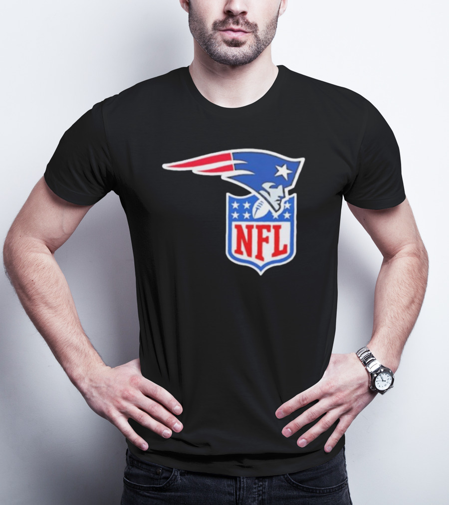 New England Patriots NFL Shield Logo Mashup T-Shirt