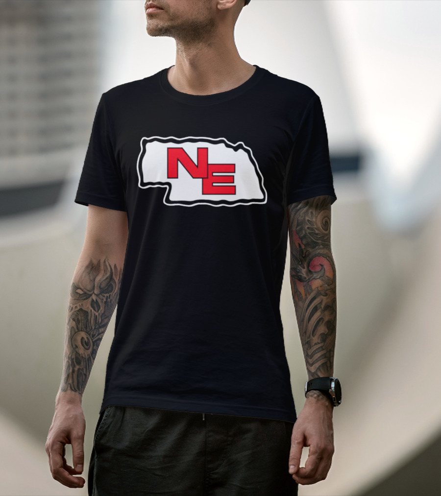 NE Nebraska State Outline Arrowhead T-Shirt