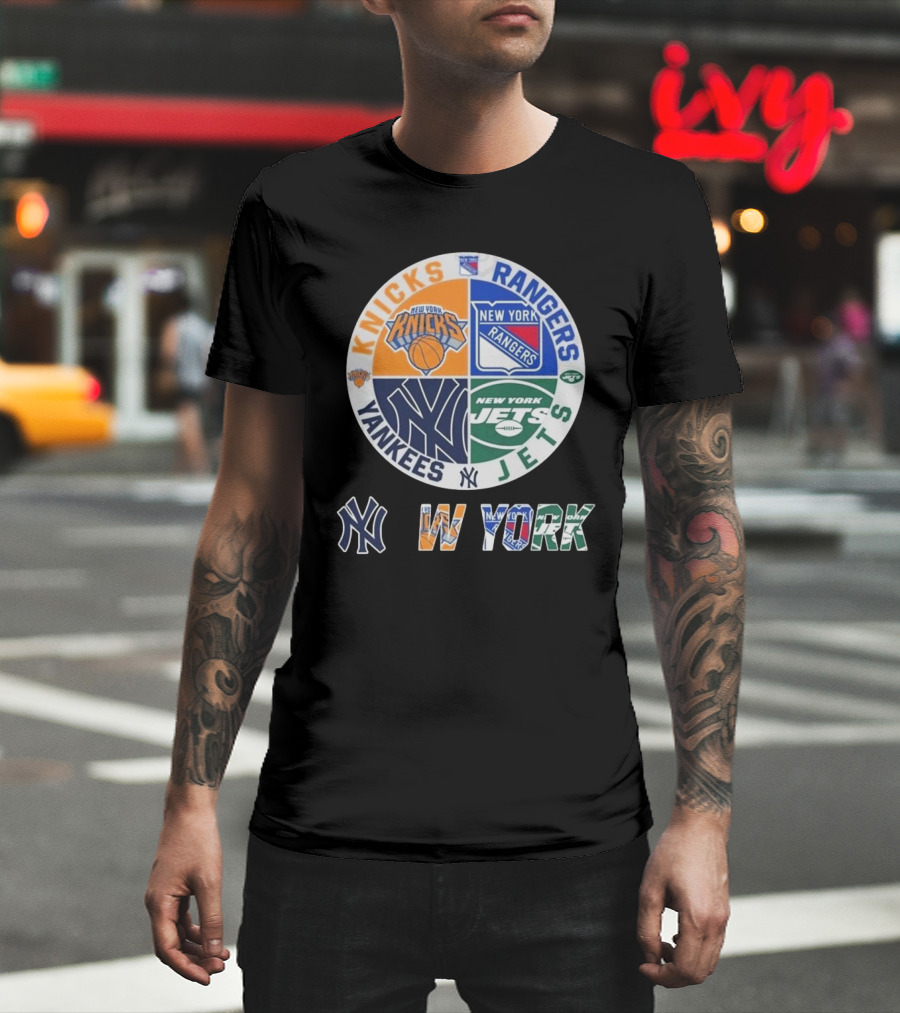 Knicks Rangers Yankees Jets New York Sports Circle T-Shirt
