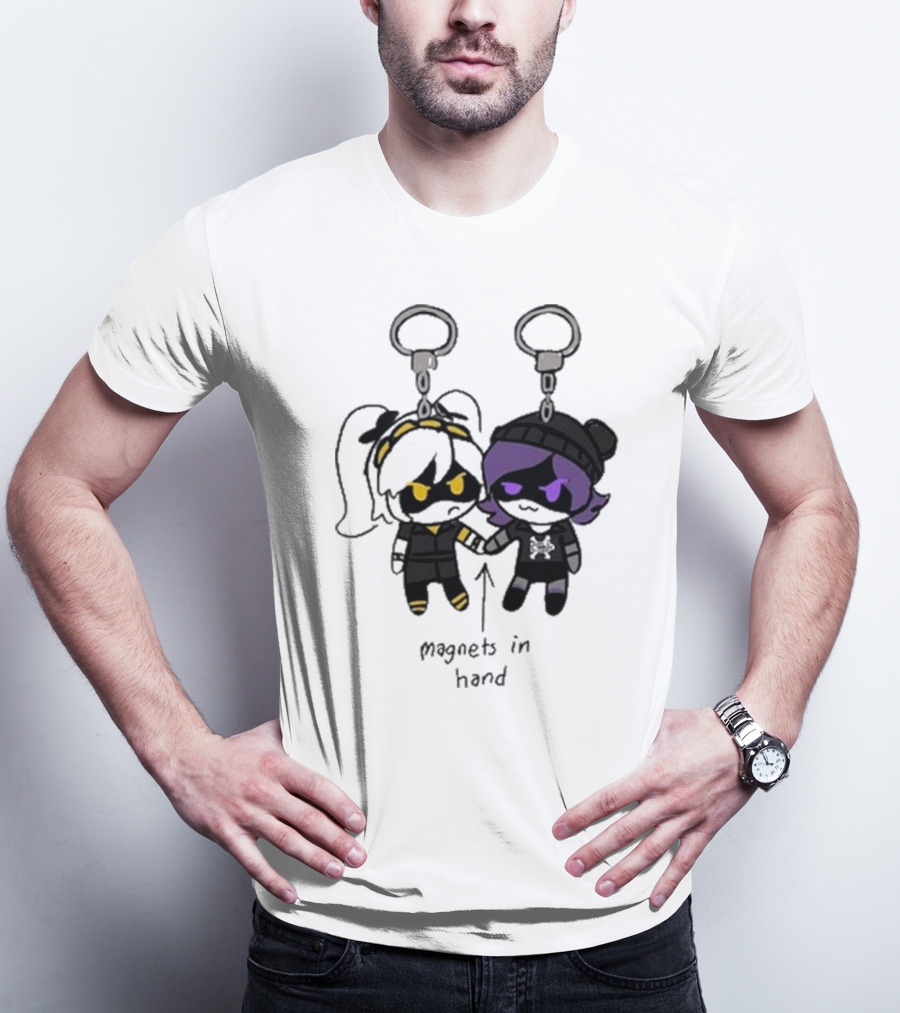 Juzi Chibi Keychain Magnets In Hand T-Shirt