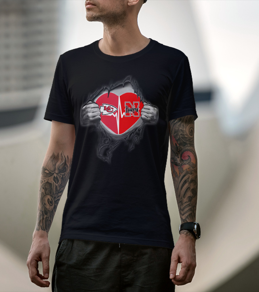 Kansas City Chiefs Nebraska Huskers Heart Logo Fusion Fan T-Shirt