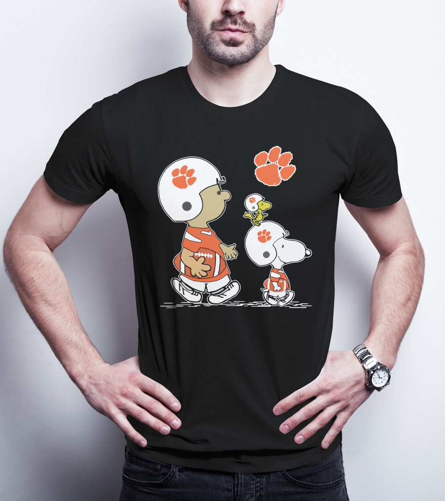 Clemson Tigers Snoopy Woodstock Peanuts Football Character Collaboration T-Shirt