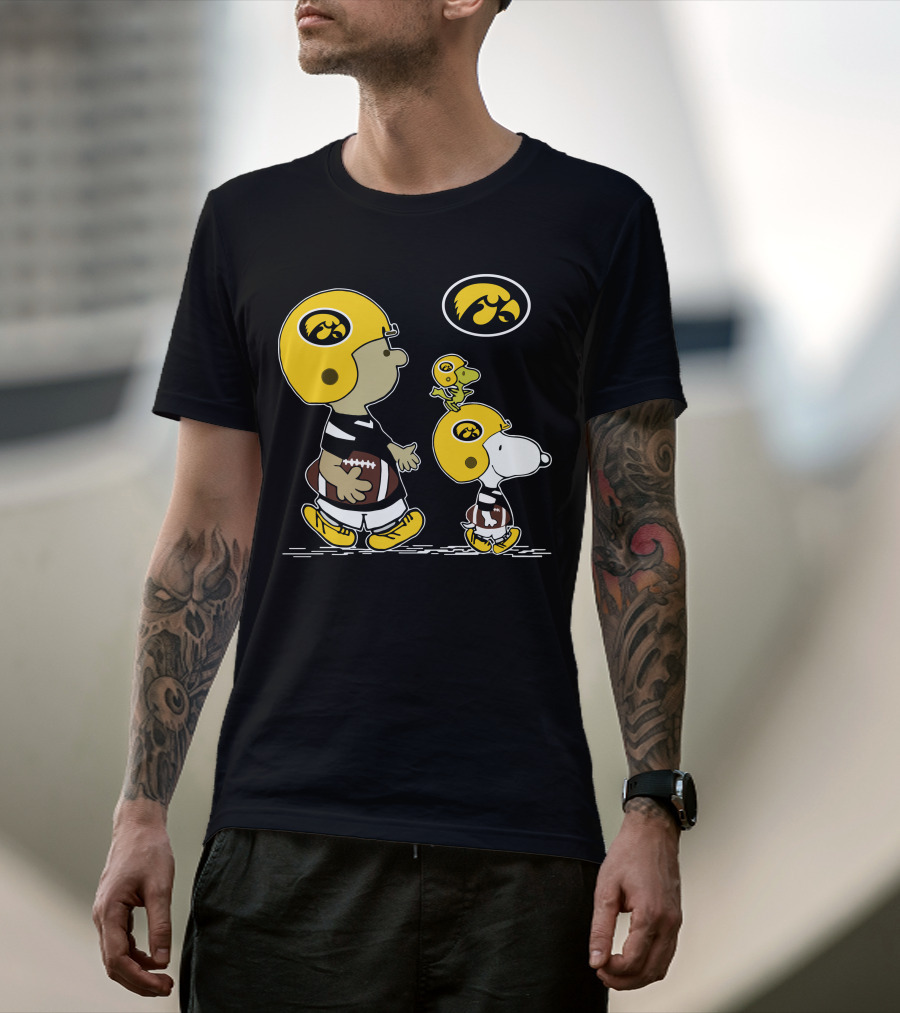 Iowa Hawkeyes Snoopy Football Peanuts Characters With Helmets T-Shirt