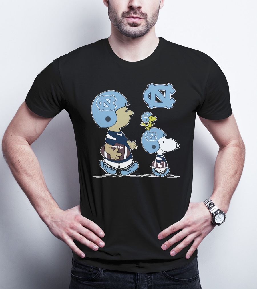 North Carolina Tar Heels Snoopy And Woodstock Football Helmets T-Shirt