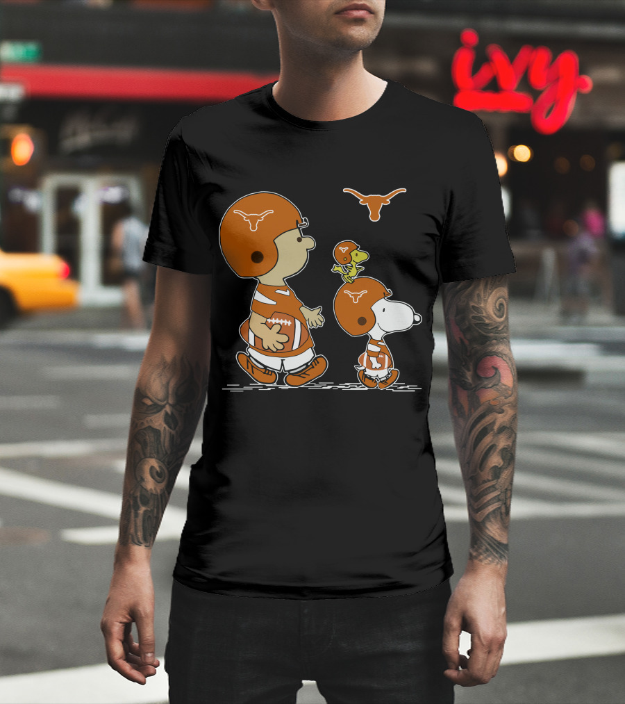 Texas Longhorns Football Snoopy And Woodstock Charlie Brown Peanuts T-Shirt