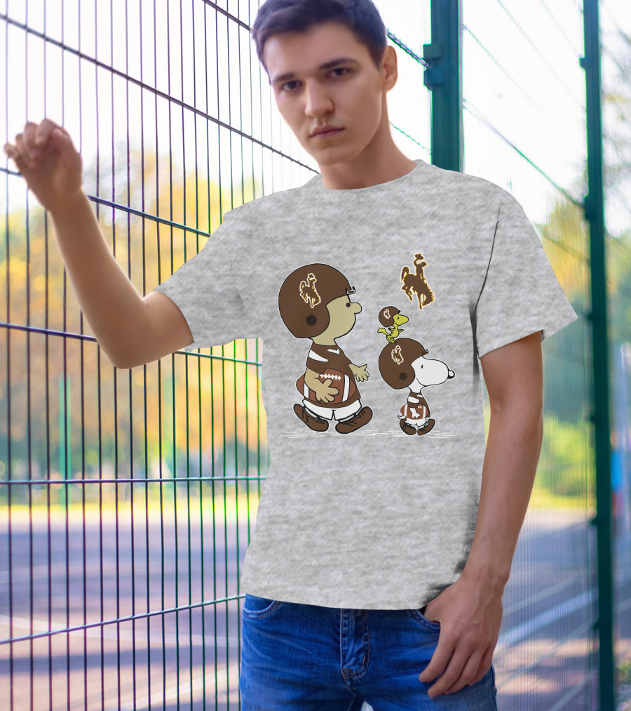 Wyoming Cowboys Peanuts Characters Football T-Shirt