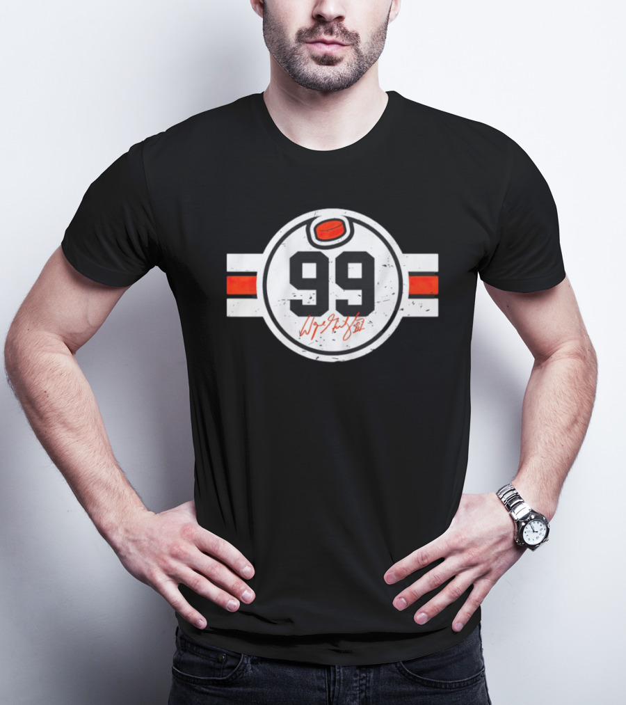 Wayne Gretzky No. 99 Edmonton Signature Hockey Puck Circle T-Shirt