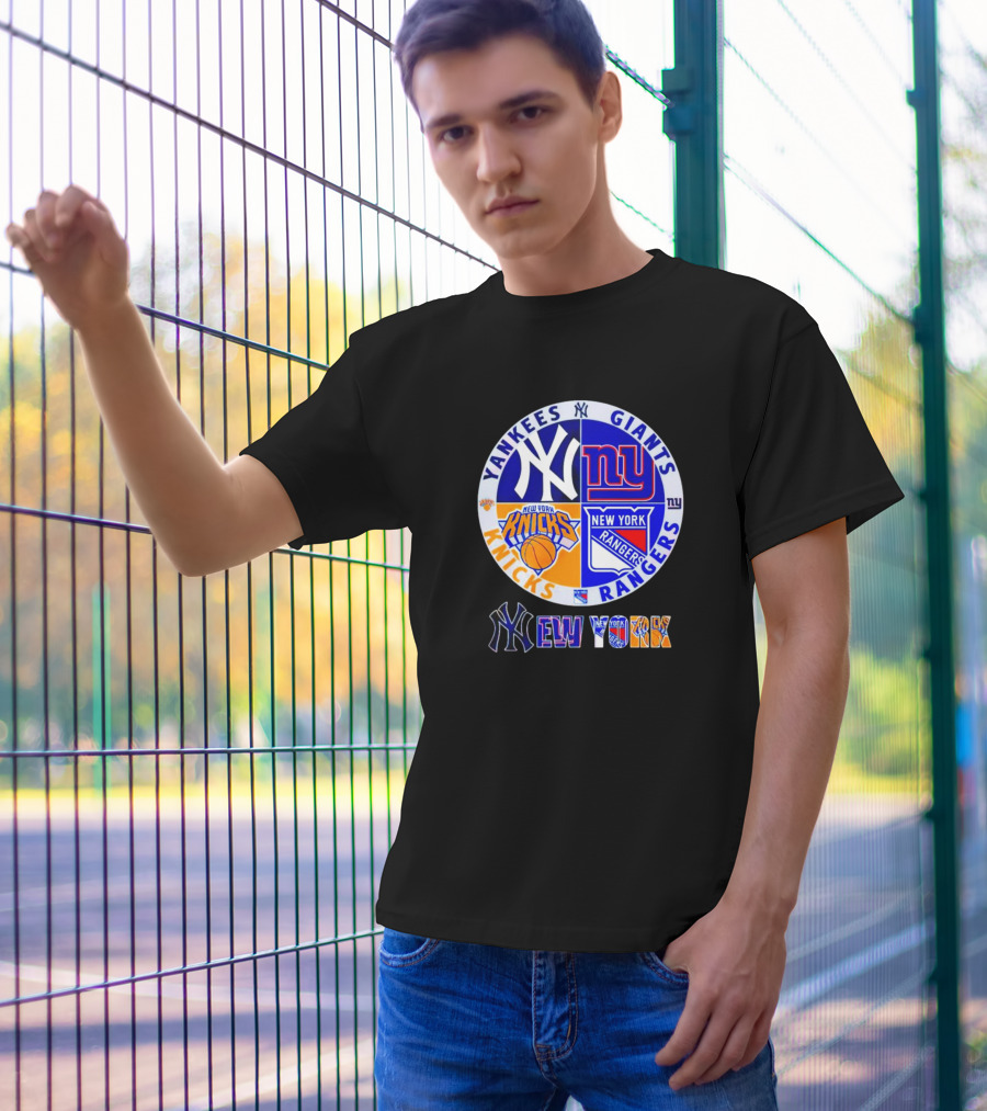 Yankees Giants Knicks Rangers New York T-Shirt