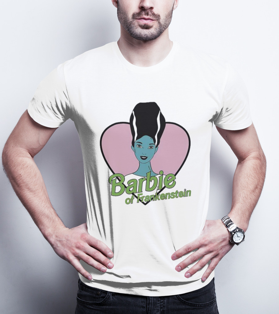 Barbie Of Frankenstein With Heart Background T-Shirt