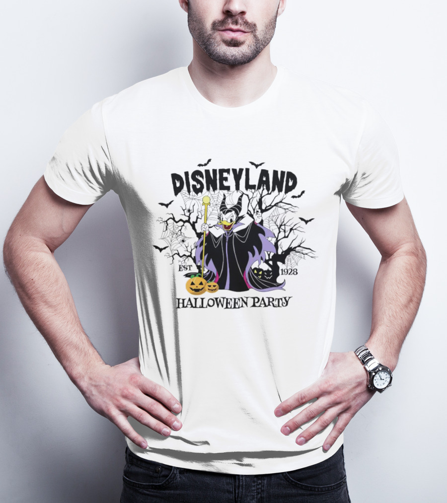 Disneyland Maleficent Donald Halloween Party Est 1928 T-Shirt