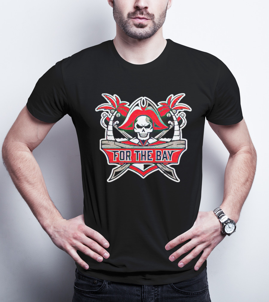 Tampa Bay Buccaneers For The Bay Palm Skull и Swords T-Shirt