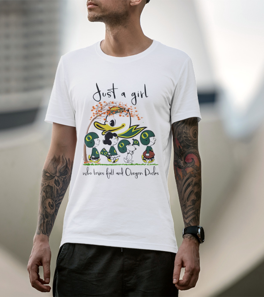 Just A Girl Who Loves Fall And Oregon Ducks Peanuts Characters T-Shirt