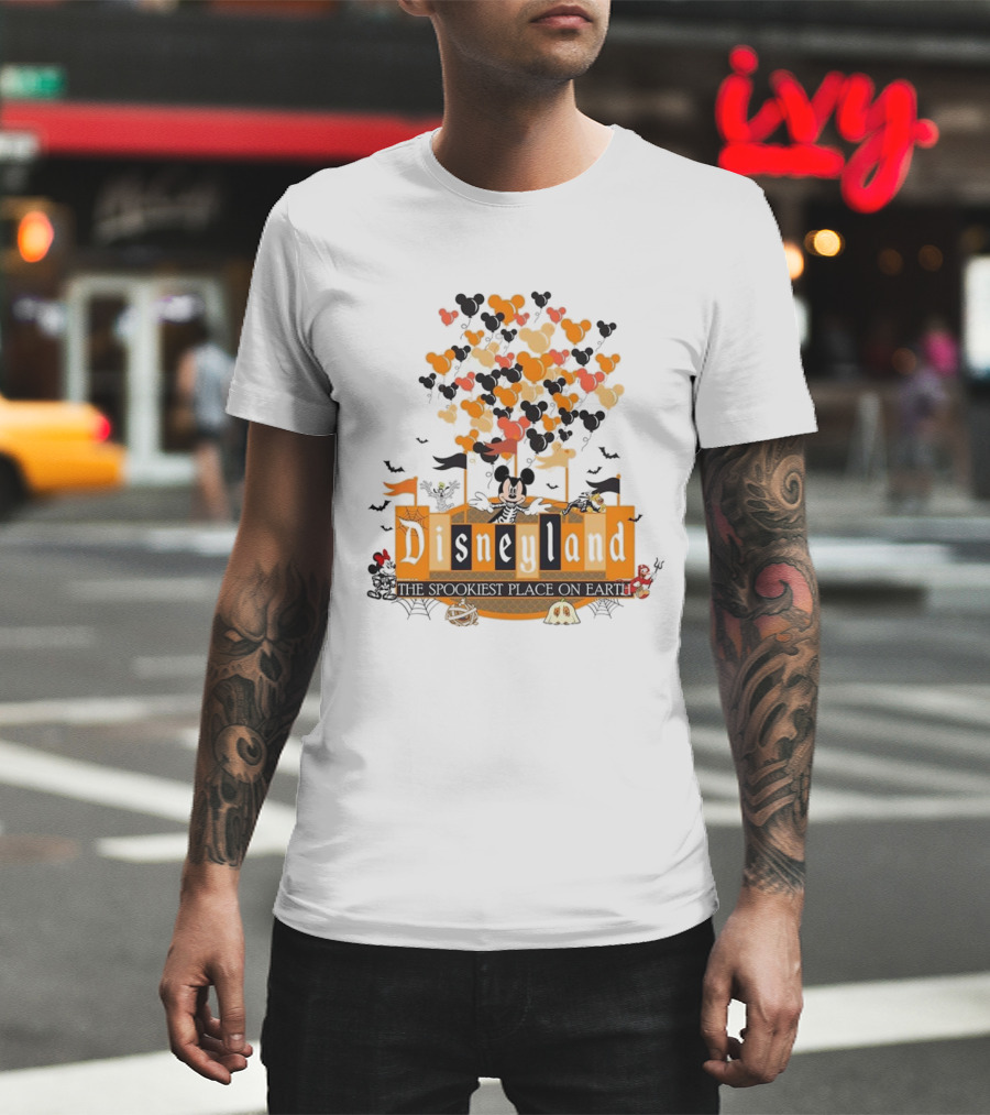 Disneyland Halloween Mickey Mouse The Spookiest Place On Earth Orange Bats And Pumpkins T-Shirt