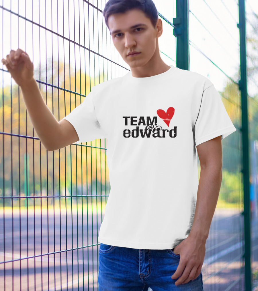 Team Edward Heart Twilight Taylor Lautner T-Shirt