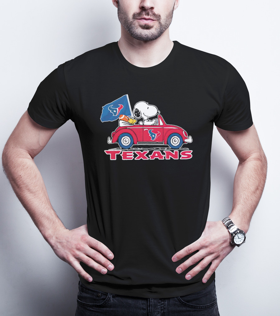 Snoopy And Woodstock Driving Car Texans Flag T-Shirt