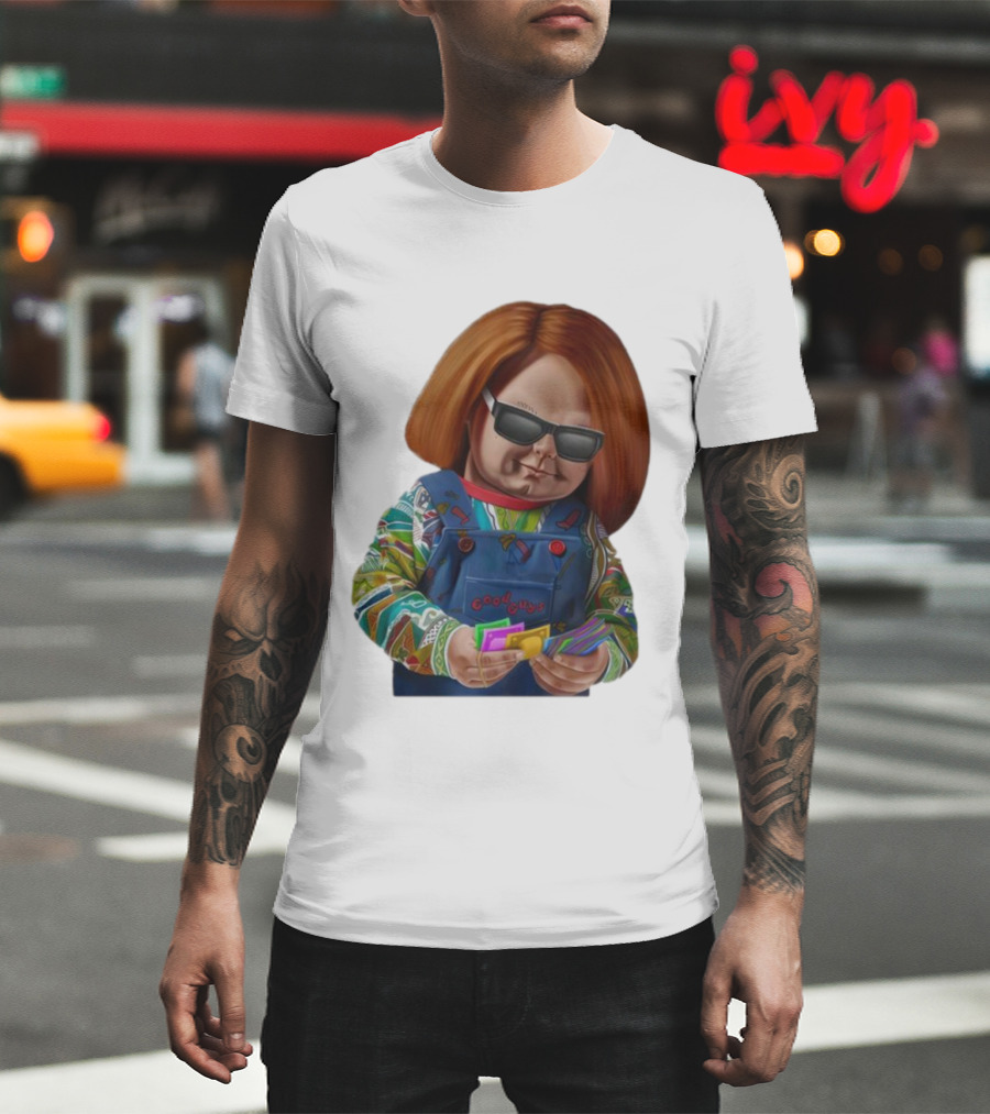 Chucky Good Guys Child’s Play Halloween Icon With Sunglasses And Cards T-Shirt