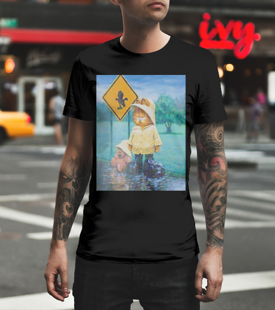 Garfield Rainy Day Yellow Jacket Relaxation T-Shirt