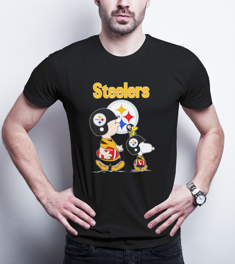 Peanuts Characters With Steelers Football Helmets T-Shirt