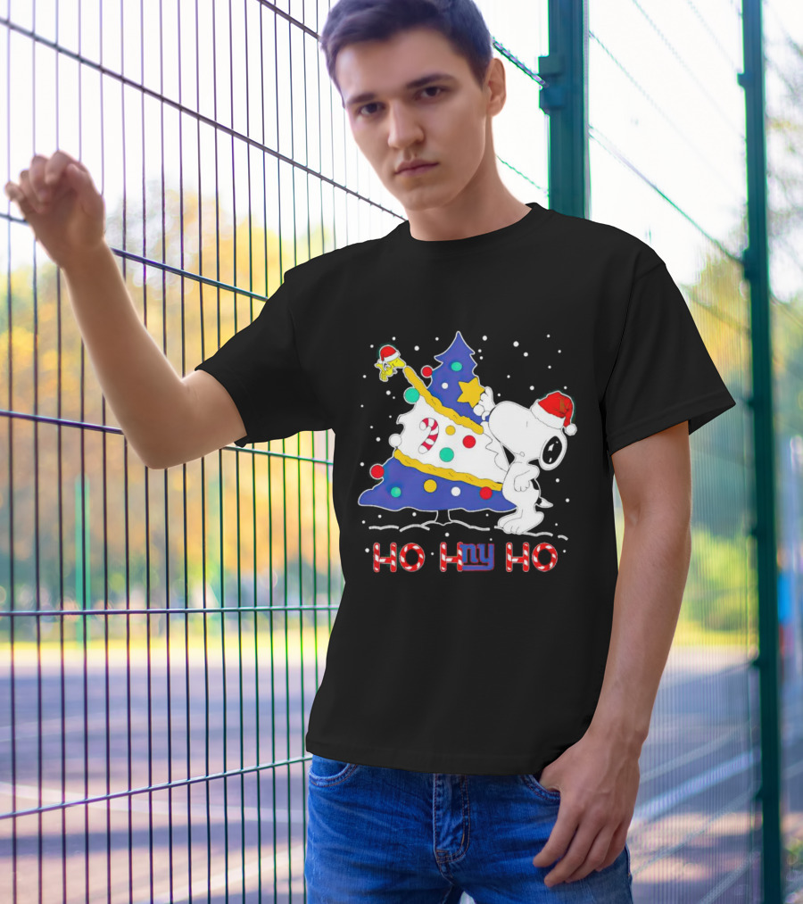 Snoopy Woodstock Christmas Tree Ho Ho Ho New York Giants T-Shirt