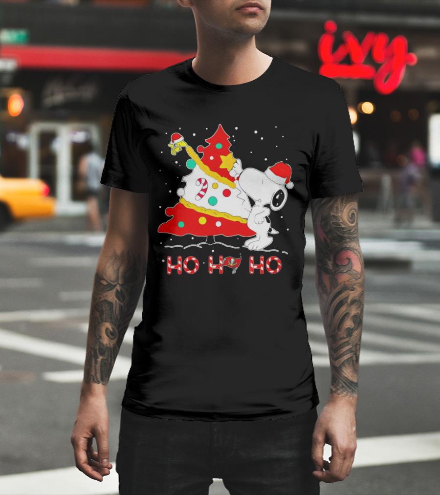 Snoopy And Woodstock Ho Ho Ho Christmas Tampa Bay Buccaneers T-Shirt