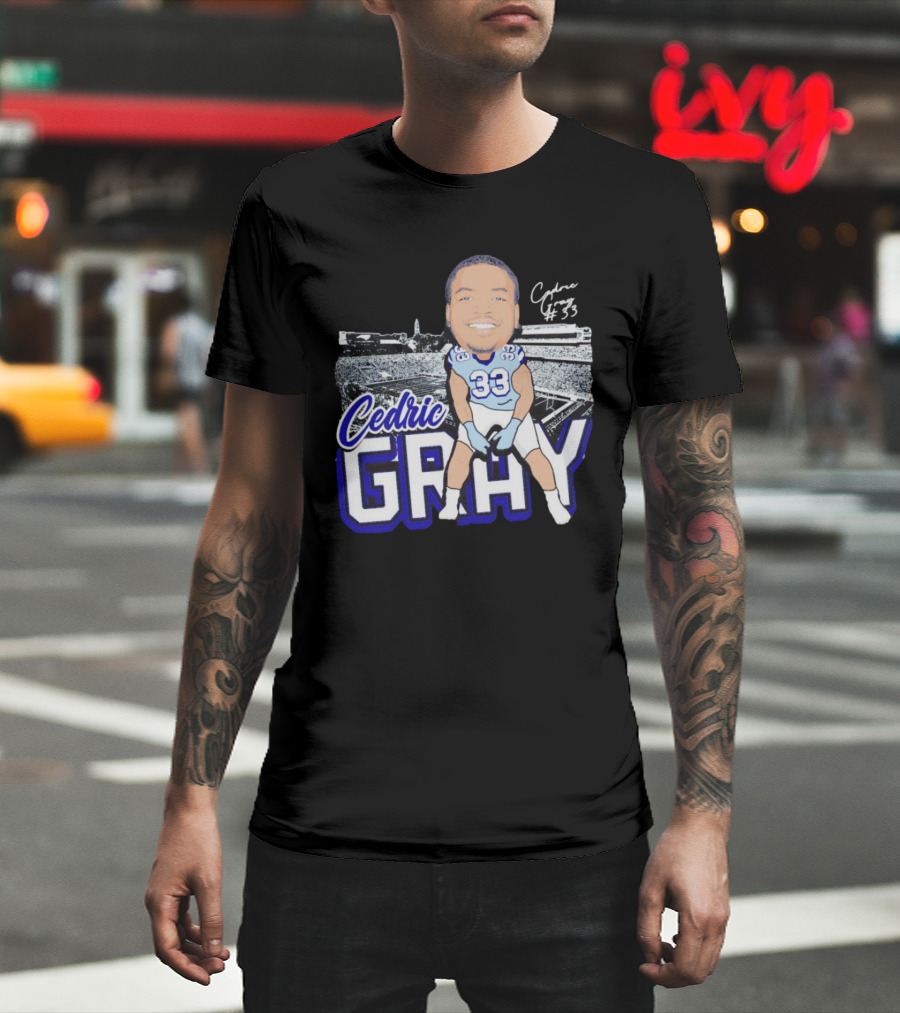 Cedric Gray #33 Caricature Football Stadium Signature T-Shirt
