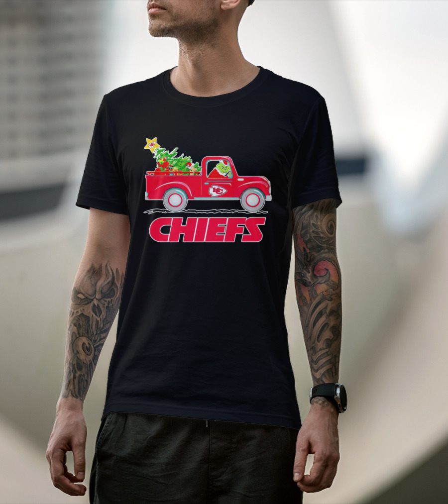 Grinch Driving Kansas City Chiefs Red Truck With Christmas Tree T-Shirt