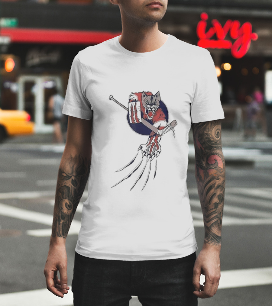 Player Goalie Beast Ice Panther Cat Cougar Hockey Claws T-Shirt