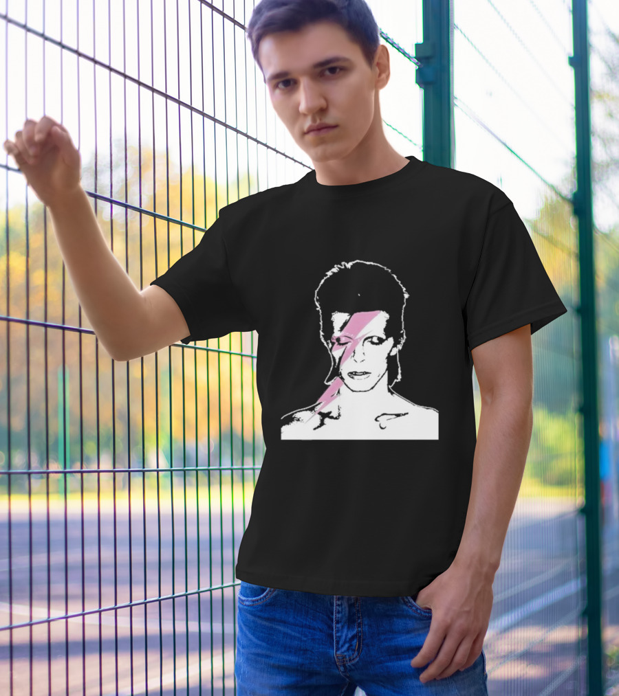 Ziggy Stardust Pink Lightning Bolt Iconic Tribute Carrie Bradshaw Connection T-Shirt