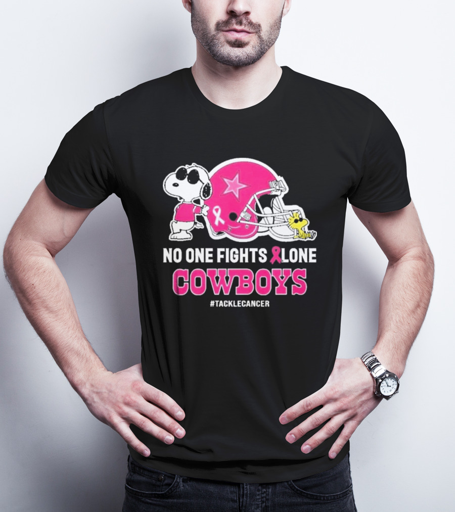 Snoopy And Woodstock No One Fights Alone Cowboys #TackleCancer T-Shirt