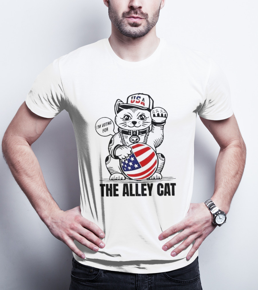 USA I'm Voting For The Alley Cat Patriotic Cat Holding American Flag Ball T-Shirt