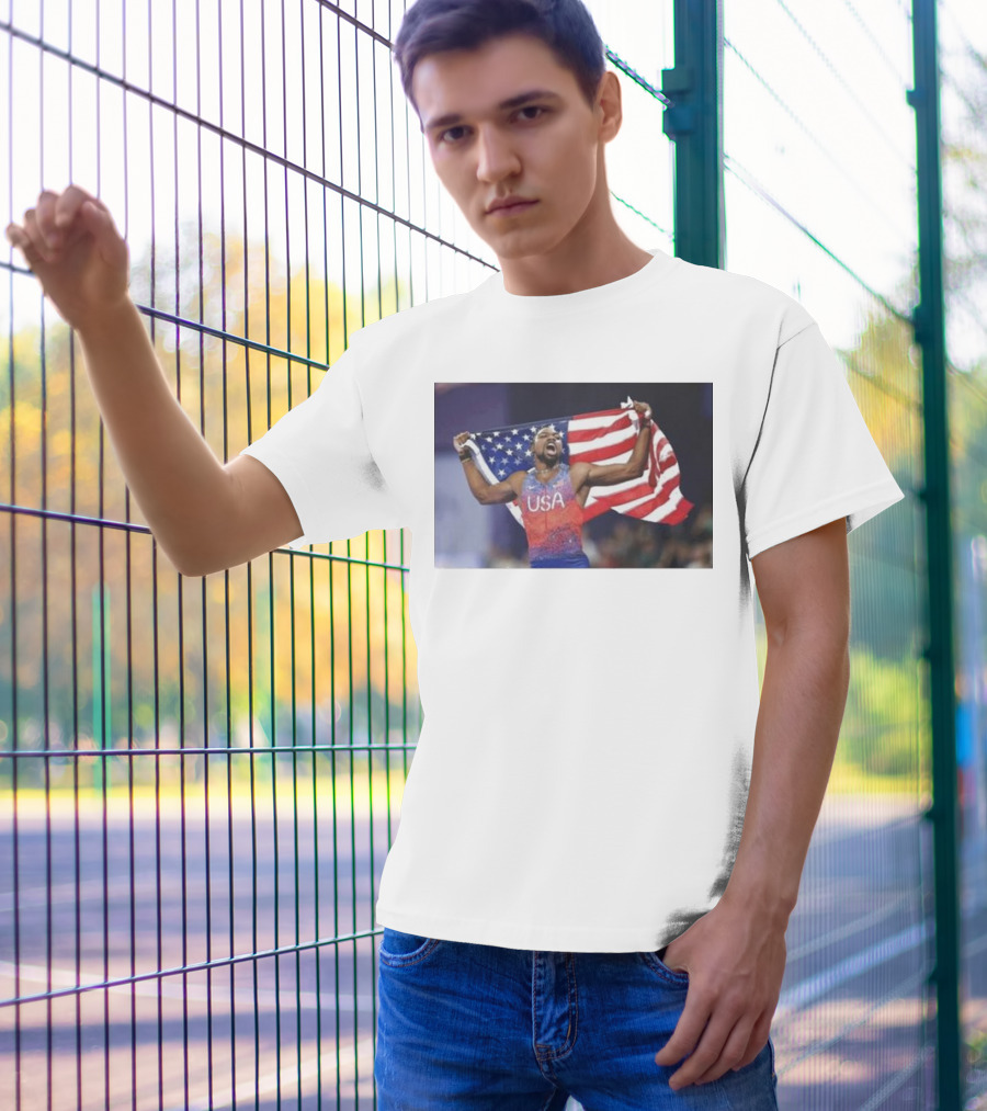 USA Track Champion Noah Lyles Celebrates 100M Victory Paris Olympics T-Shirt