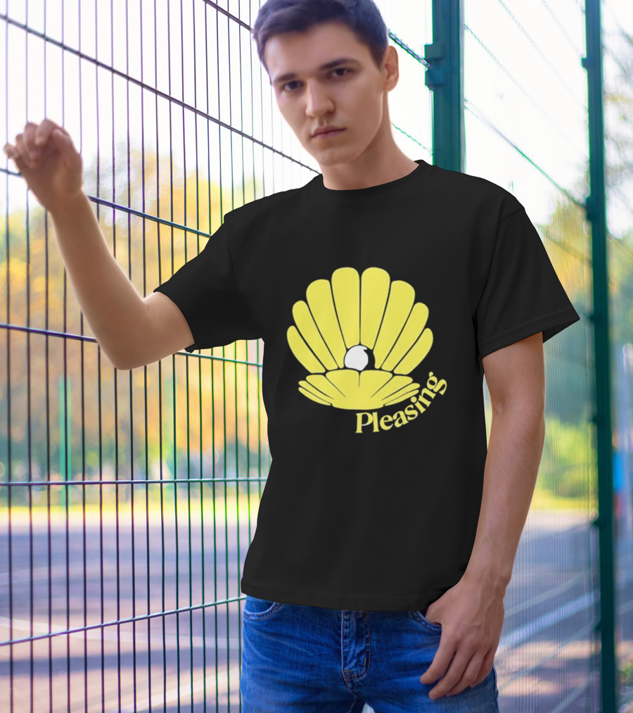 Pleasing Clam Yellow Shell With Pearl T-Shirt